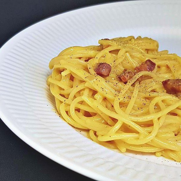 Luxury Spaghetti Carbonara - GastroFun.net