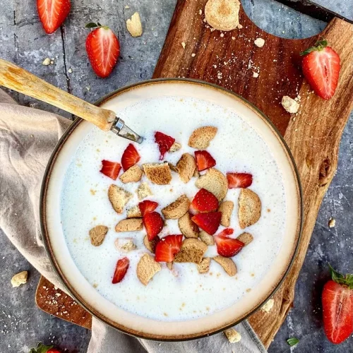 Quick cold buttermilk soup with lemon and vanilla - GastroFun.net