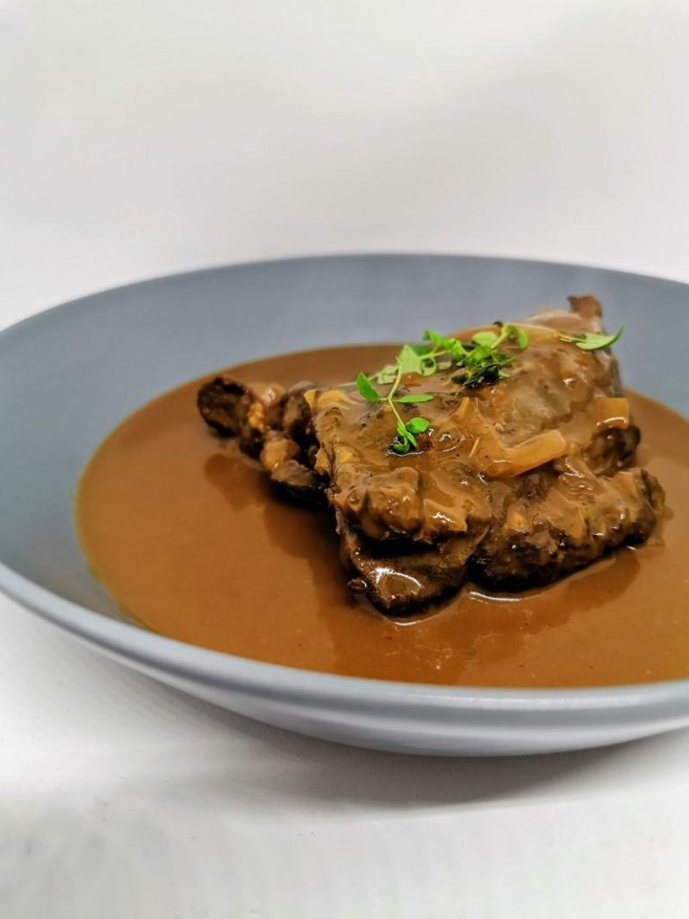 Braised veal cheeks - GastroFun.net