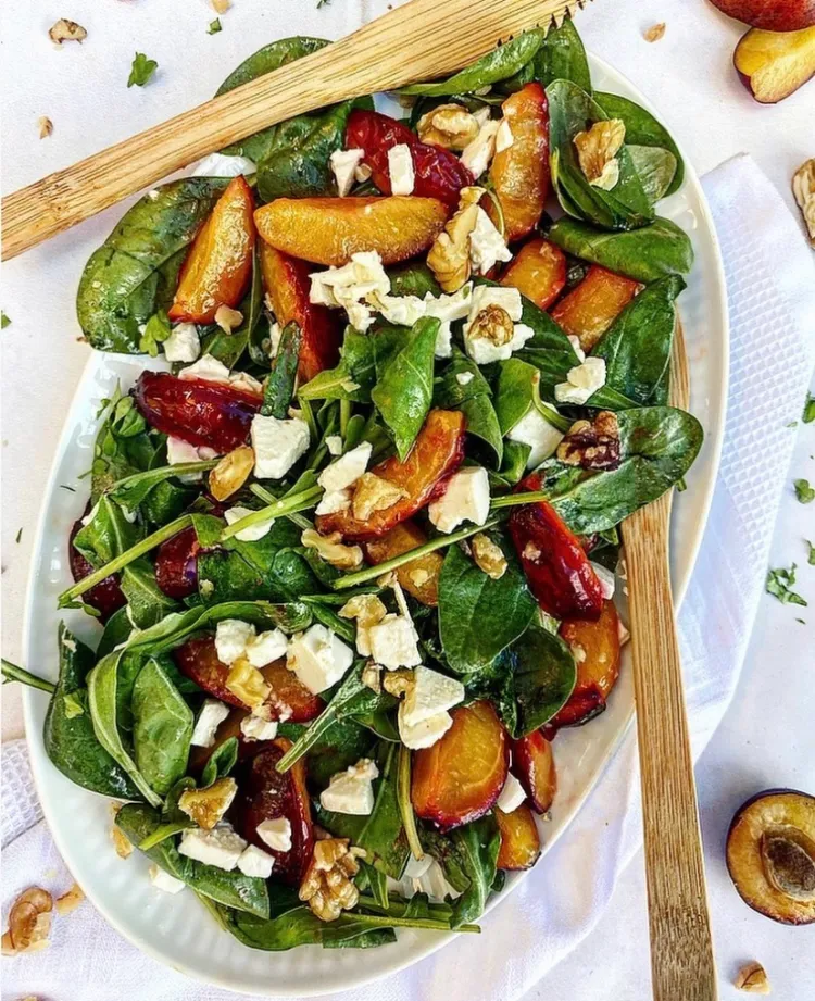 Fall Salad with Honey-Roasted Plums - GastroFun.net
