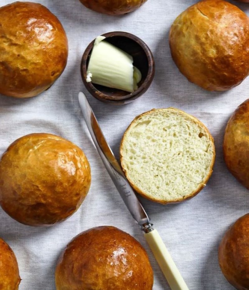 Homemade Spice Buns - GastroFun.net