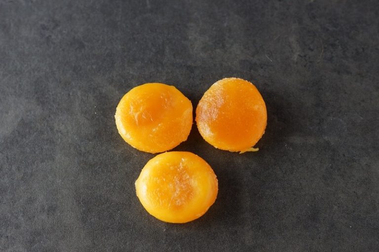 Dried Egg Yolk - GastroFun.net