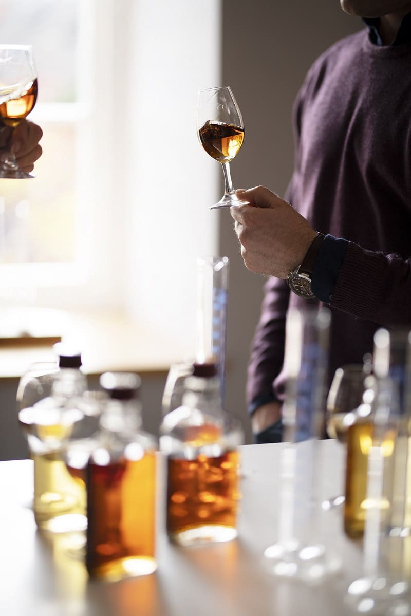 How to Read Your Label (on a Whiskey Bottle) - GastroFun.net