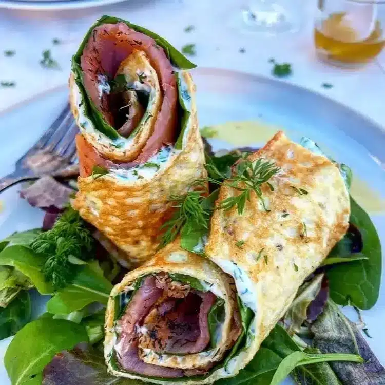 These Elegant Egg Wraps with Salmon and Herb Cream Cheese Are the ...