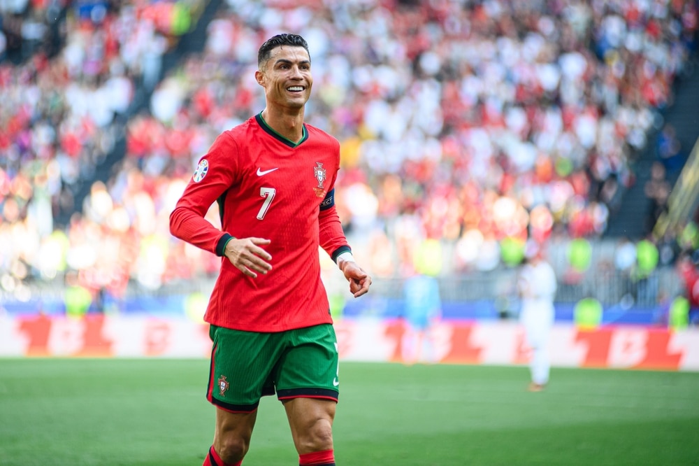 Eat Like Cristiano Ronaldo: 12 Foods That Power the World’s Fittest ...