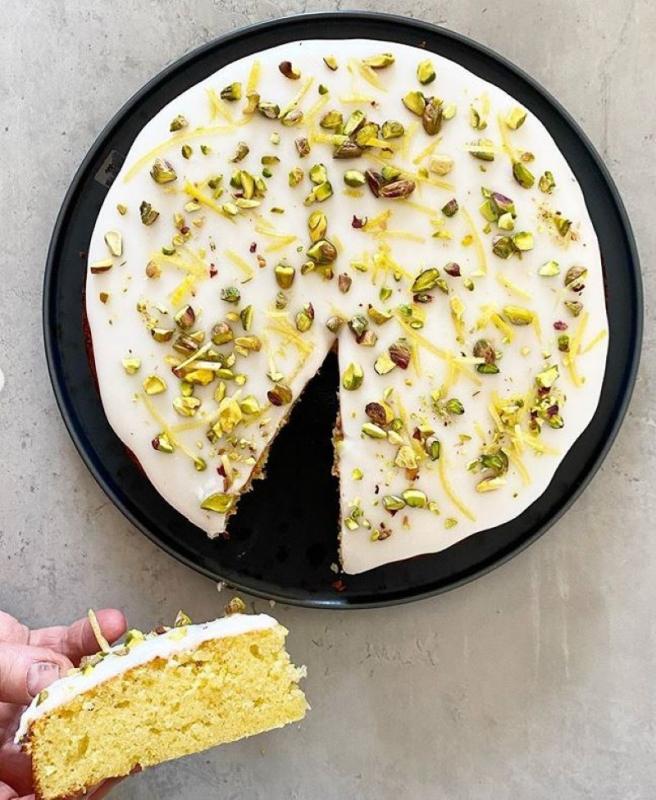 Lemon Moon Cake with Marzipan - GastroFun.net
